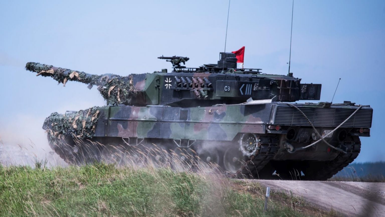 Co czeka czołgi Leopard 2 w ramach ulepszenia Leopard 2AX?