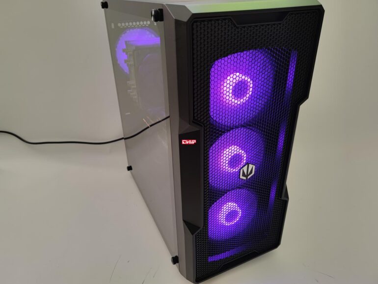 Test obudowy Endorfy Regnum 400 ARGB